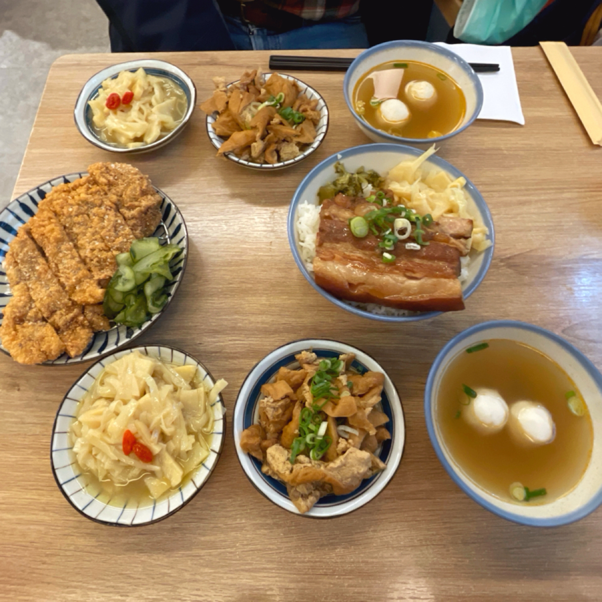 忠青商行 微風台北車站店 | mio の 5 つ星レビュー | 中華料理 | Fooday