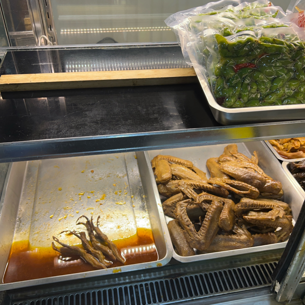 小春樓滷味 在 Fooday 美食社群 | 找餐廳不踩雷，最真實的美食 App