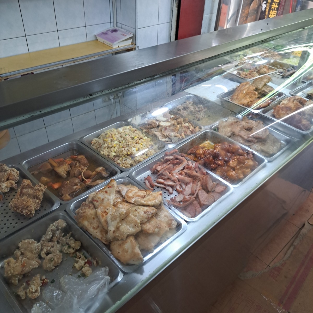 Year left a review | 東記池上便當 | Fooday app • Every review matters